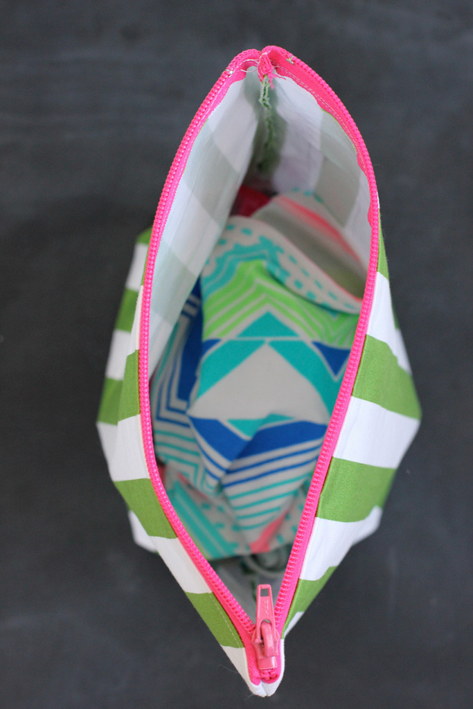 DIY Wet Swimsuit Bag