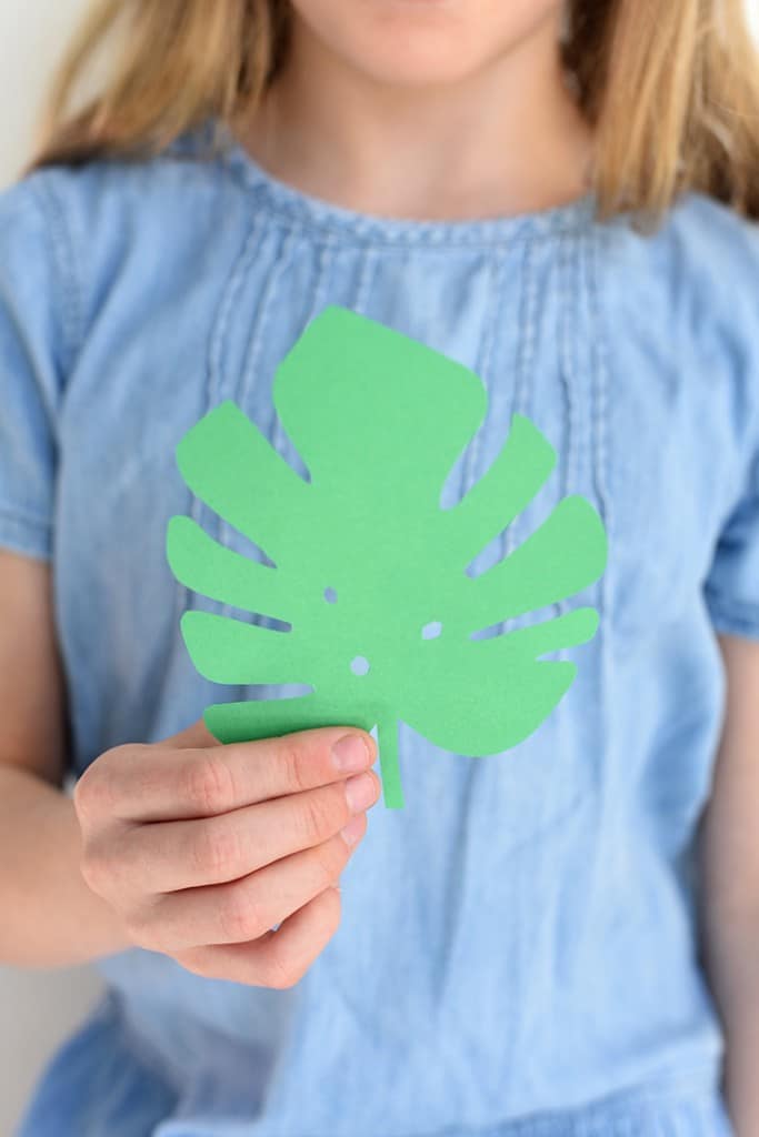 DIY Collaborative Wall Art - Alice and Lois