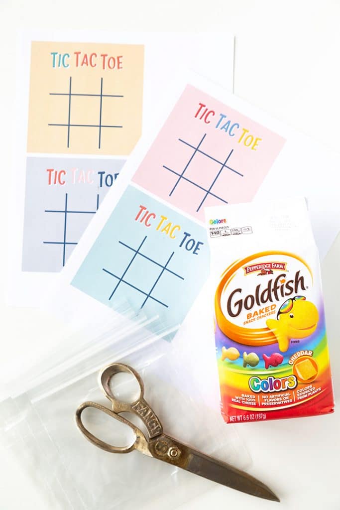 Free Printable Tic Tac Toe Game with Goldfish - Alice and Lois