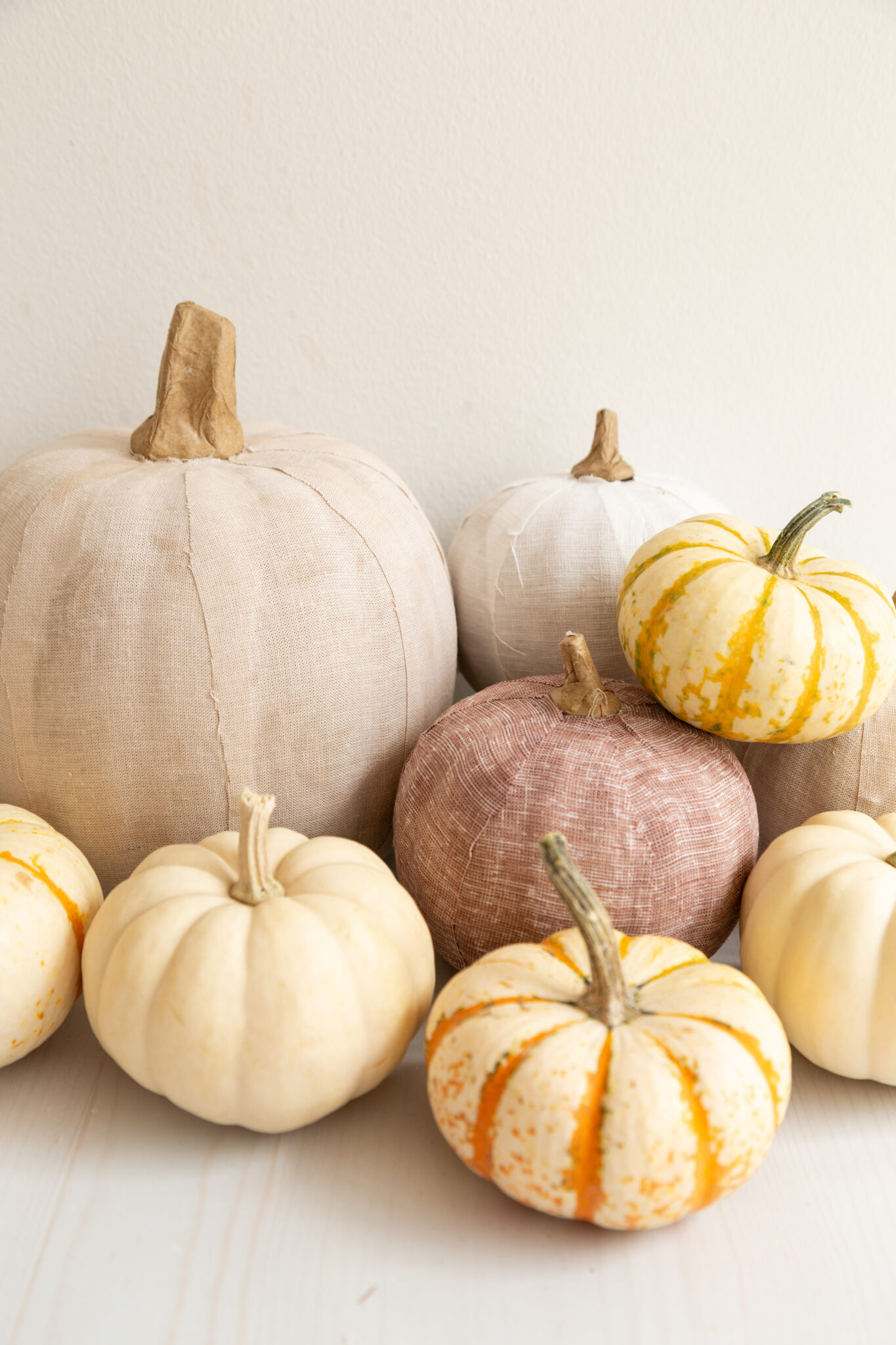 Vintage Halloween Ghost Art Free Printables - Alice and Lois