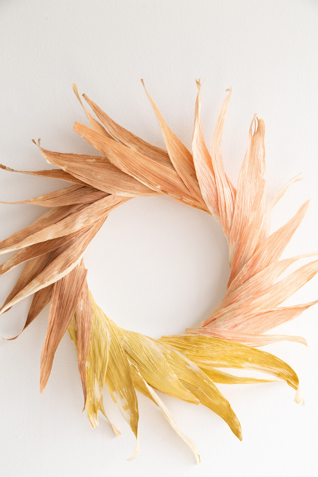 DIY Painted Corn Husk Wreath - Alice and Lois